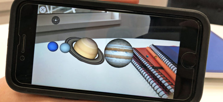 Solar system | Augmented Reality Education Examples